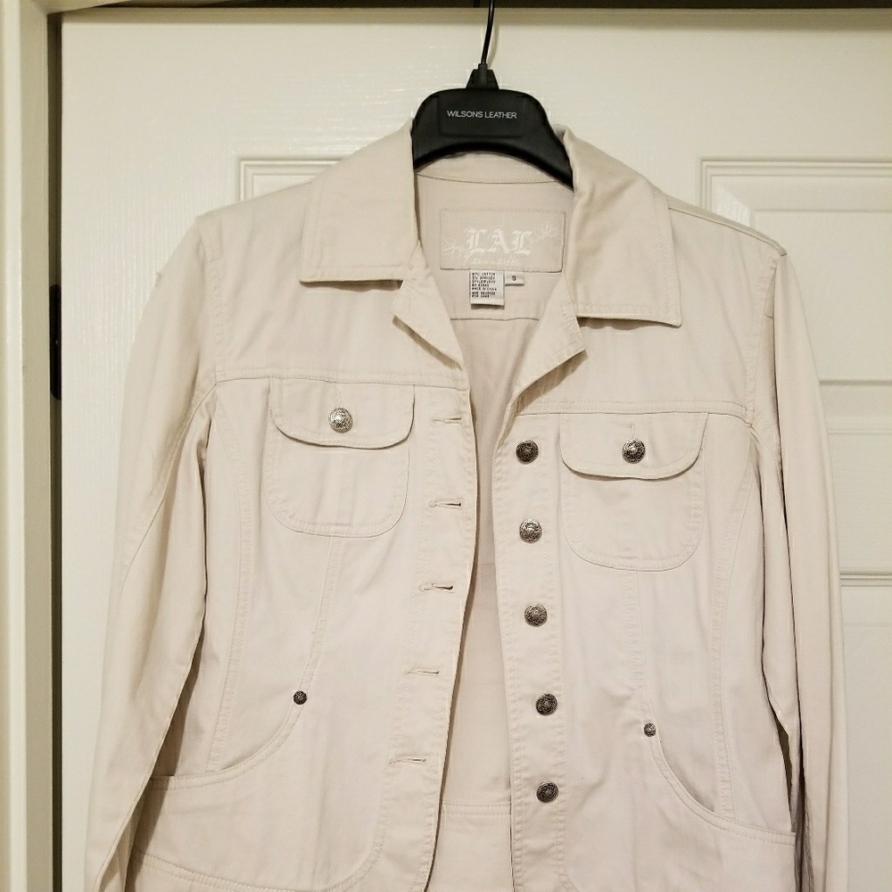 Light Cream Jacket - Gem